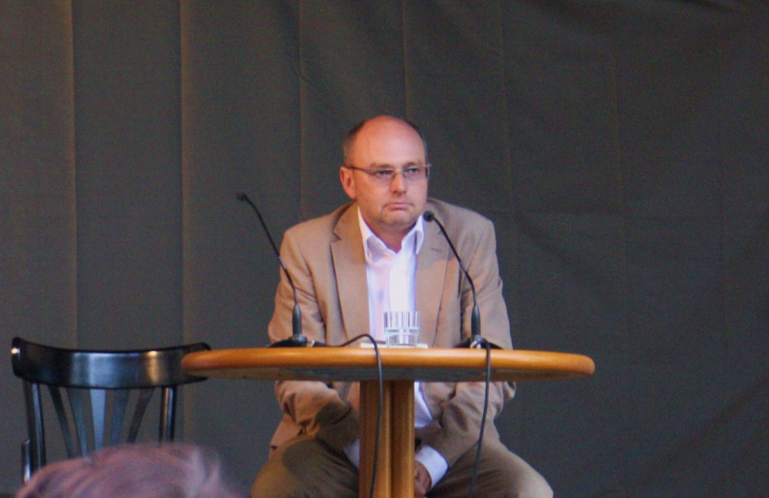 „Sich den Stimmen hingeben“: Kleine Verlage präsentierten sich beim LCB ...