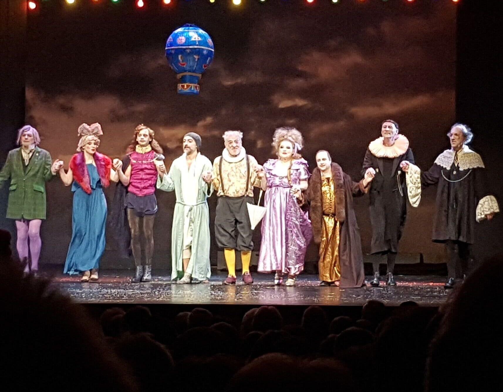 Hallervorden als Strippen ziehender Diener in „Mosca und Volpone ...