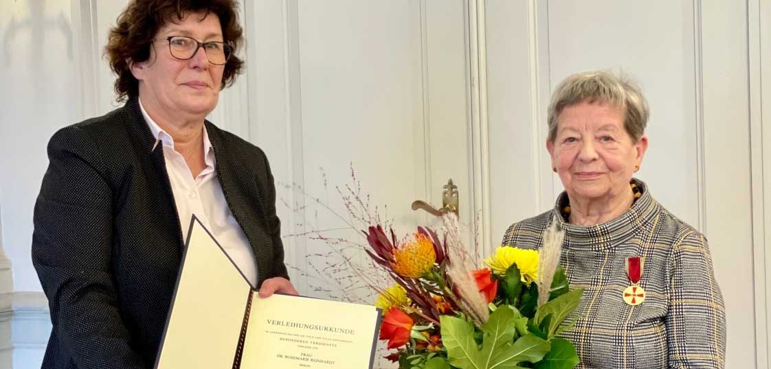 Verleihung Bundesverdienstorden an Dr. Reinhardt | StadtrandNachrichten